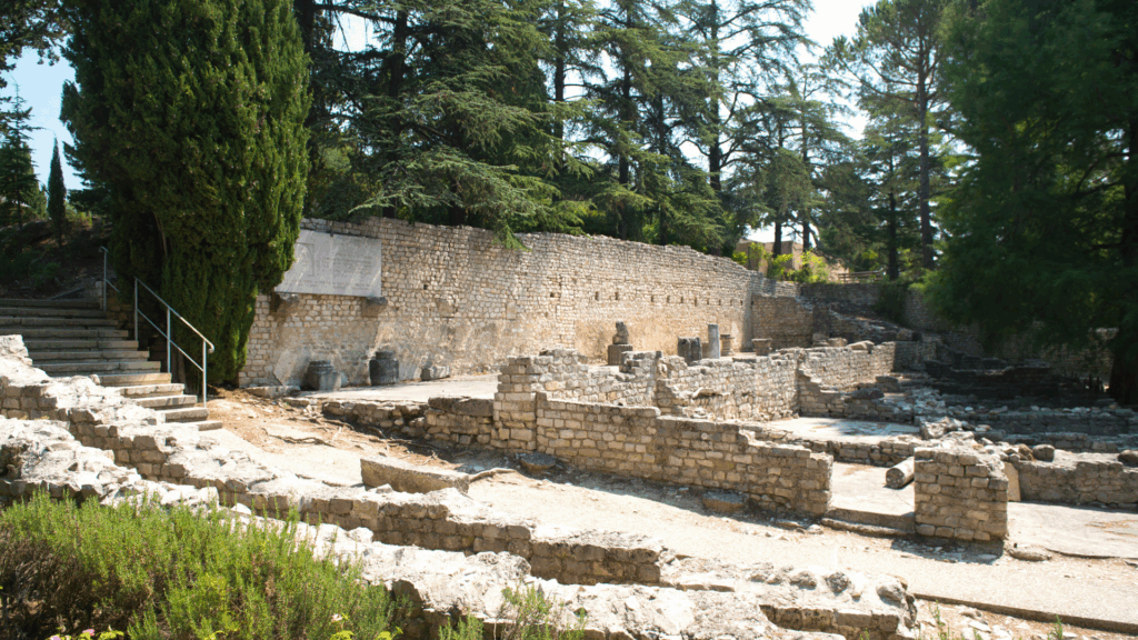 Our Top 5 Sights in Vaison-la-Romaine - Outfitter Bicycle Tours